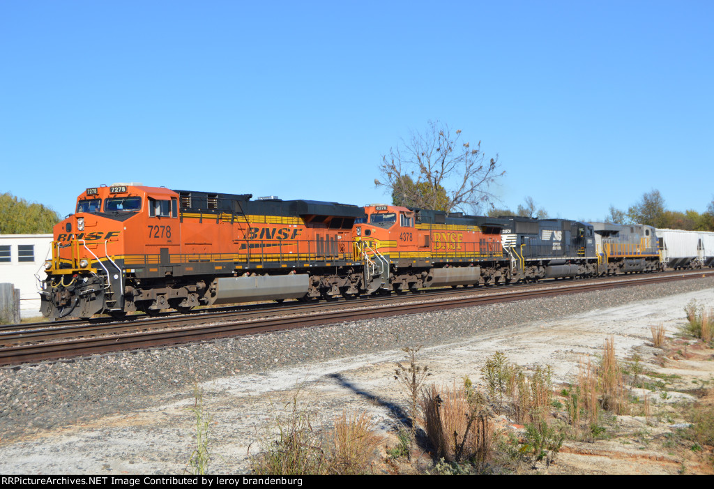 BNSF 7278 with the H-MEMKCK